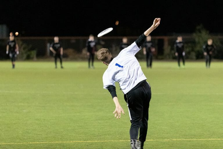 Tuesday Tips: All the Ways to Use a Frisbee (Beyond Throwing) - Ultiworld