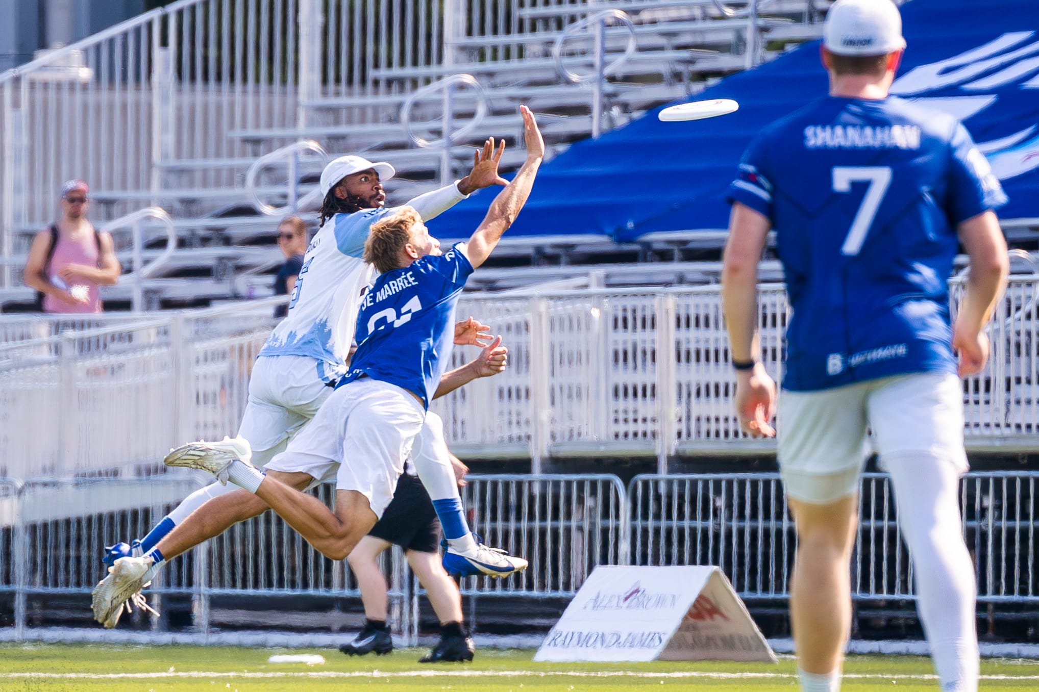 Buzzer Beater: Let the Playoffs Begin! [UFA Week 13, 2025] - Ultiworld